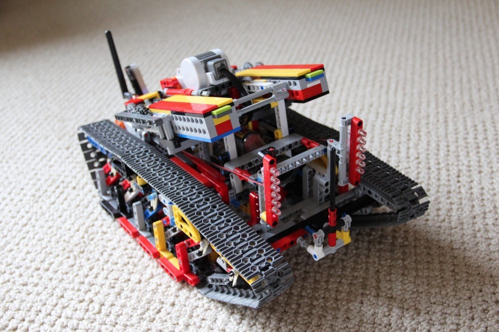 Guy Makes a Lego Tank with WiFi Powered by Arduino - Shocking Science